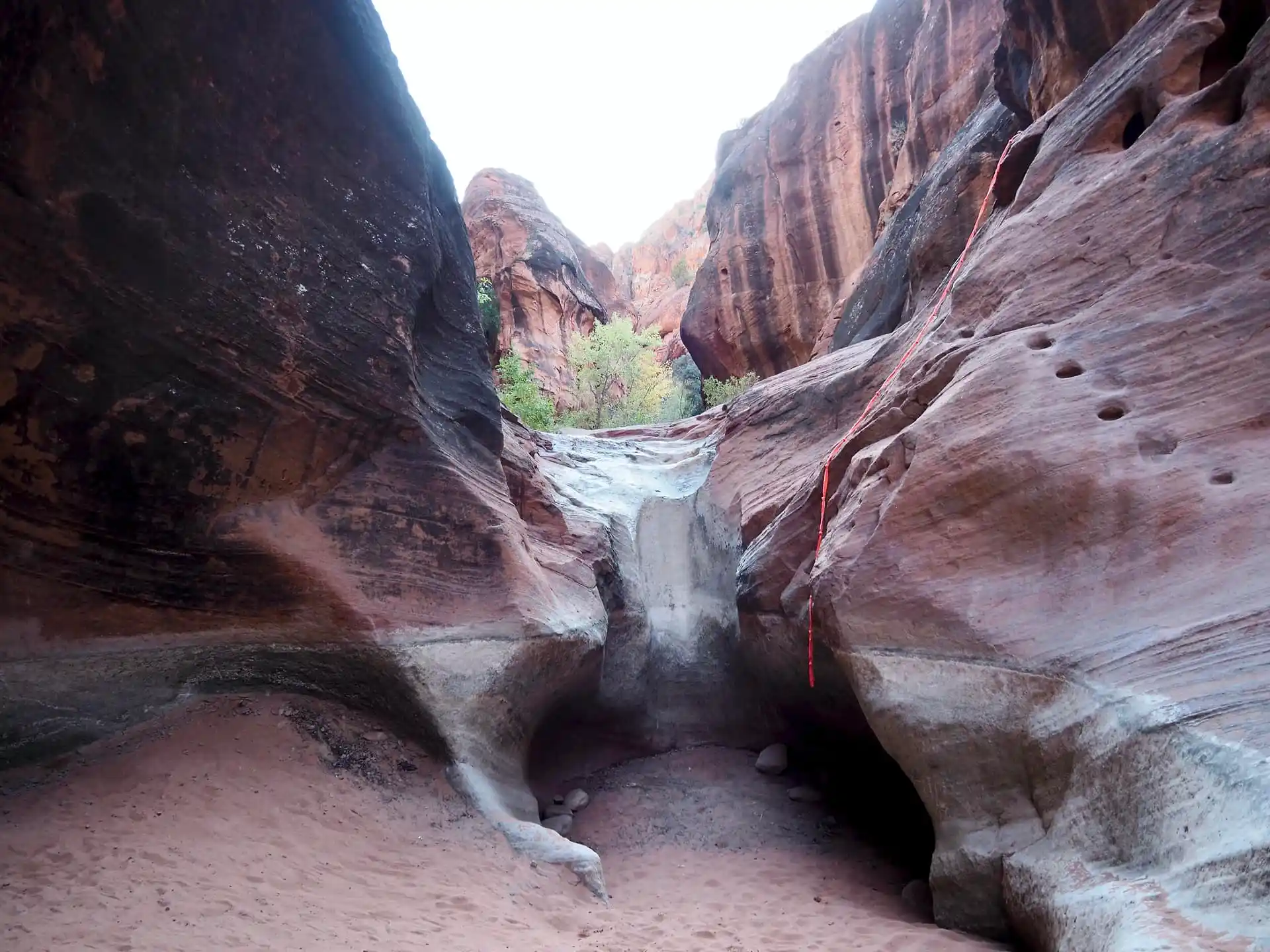 Hiking Red Reef at The Red Cliffs Recreation Area | Keith and Lindsey